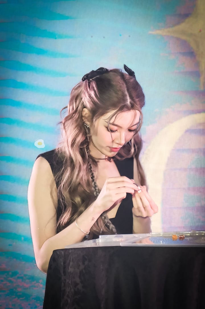 LingOrm 1st Fan Meeting in Hong Kong - LingOrm Pics